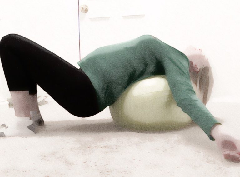 How to Relieve Rib Pain in Pregnancy - Wichita Mom