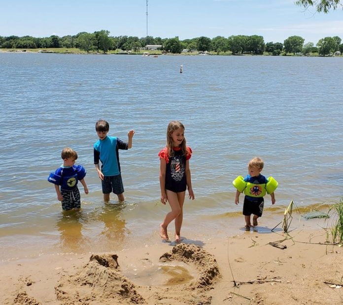 10 Lakes with Swimming Beaches for Kids Around Wichita